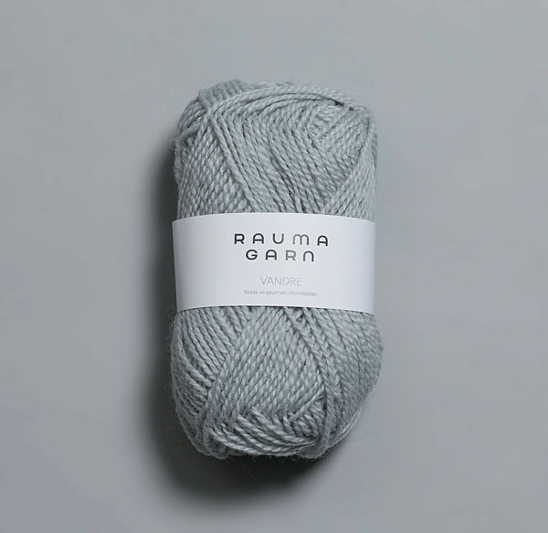 19 Lys Grå - Rauma Garn, Vandre - Strikkepinnen Skien